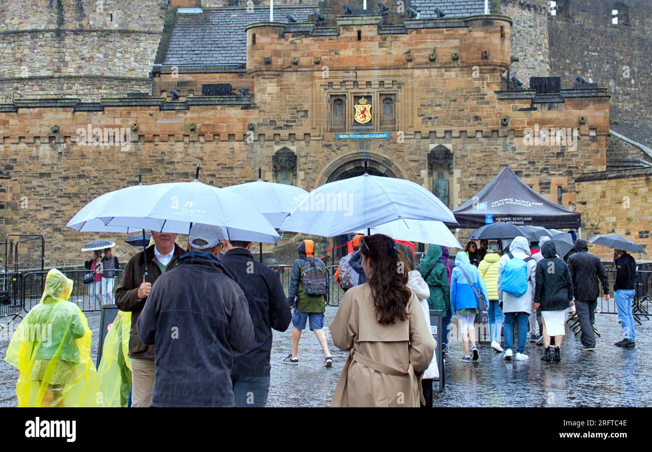 Edinburgh, Scotland, UK. 5th August, 2023. UK Weather: Festival deluge ...