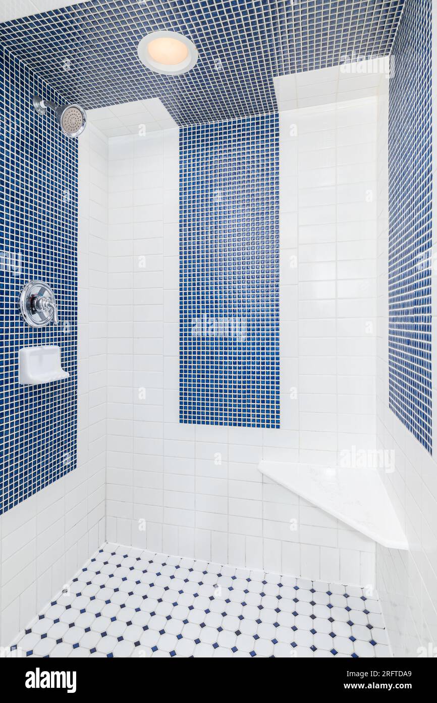 White square tiles hi-res stock photography and images - Alamy