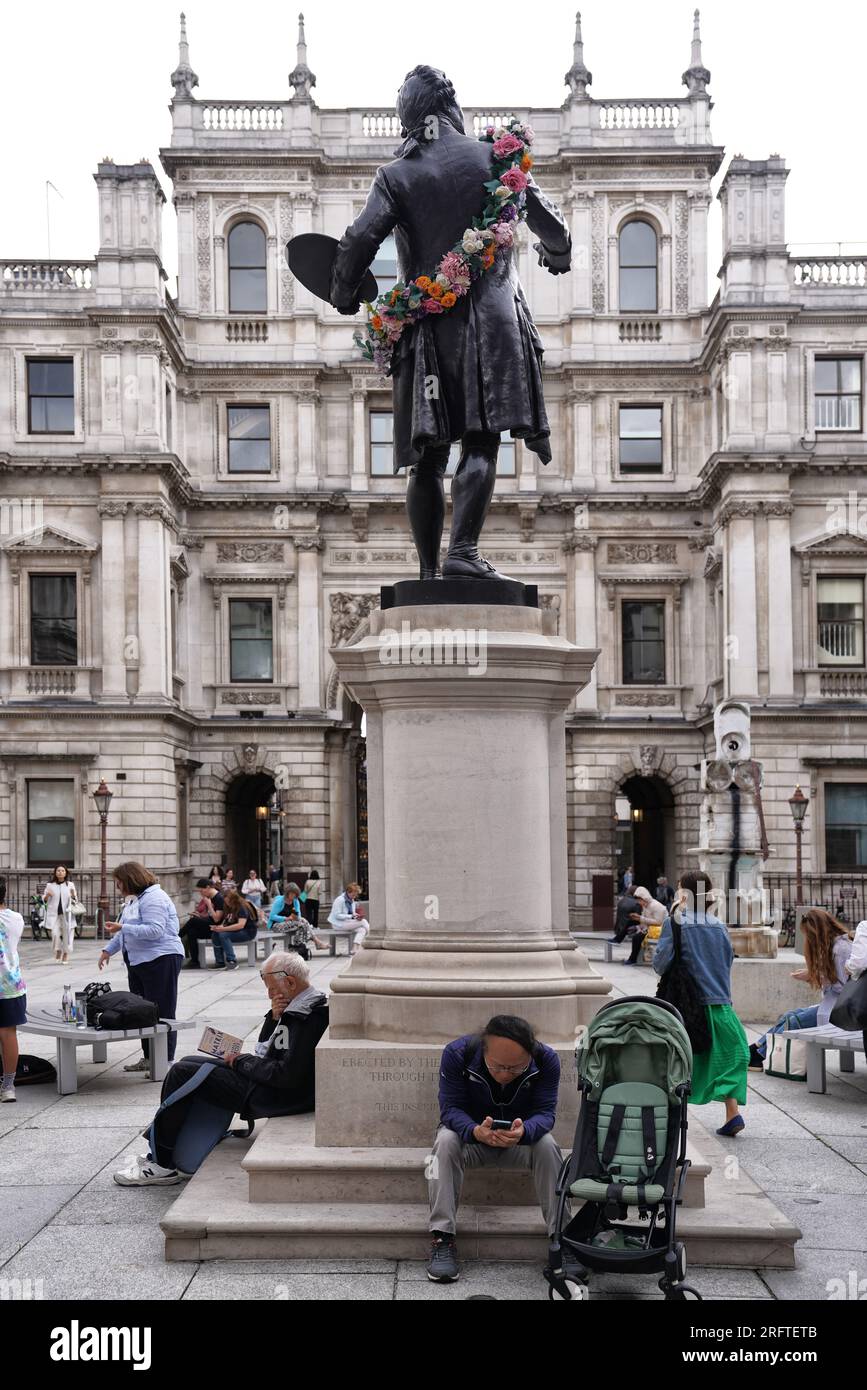 Ra courtyard london hi-res stock photography and images - Alamy
