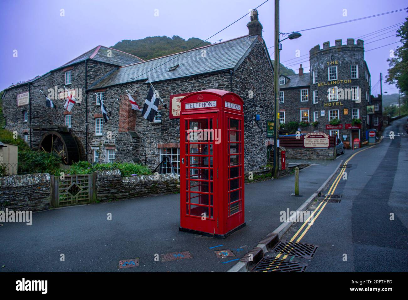 The Wellington Hotel, Boscastle, Cornwall, uk Stock Photo - Alamy