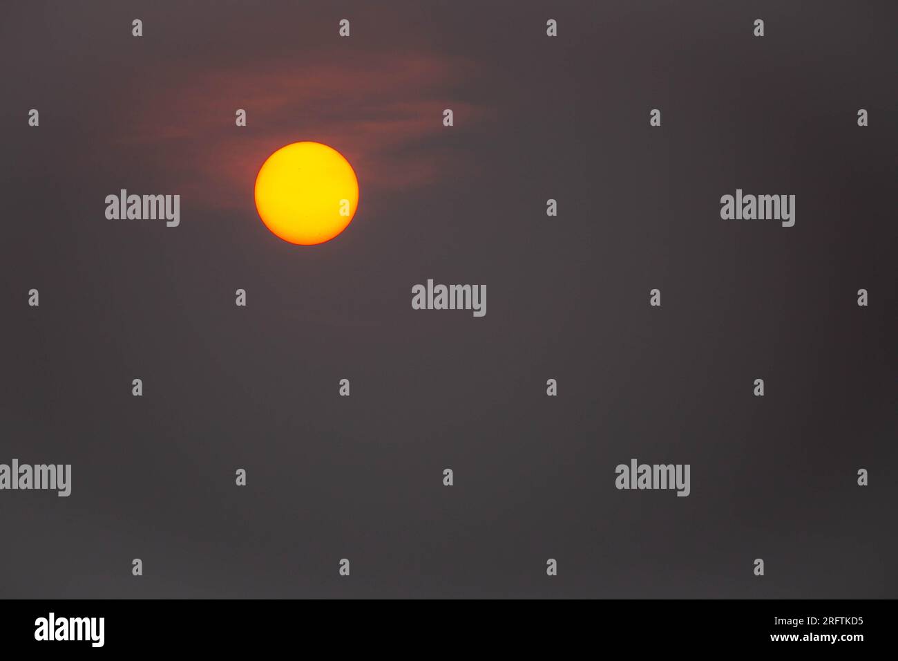 Early evening sun in Wisconsin dulled be the Canadian wild fires in ...