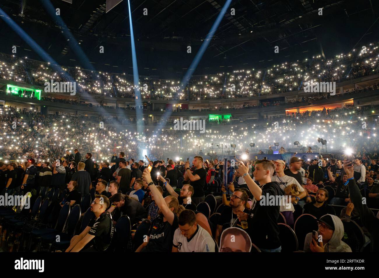 Cologne, Germany. 05th Aug, 2023. Spectators follow the Intel Extreme ...
