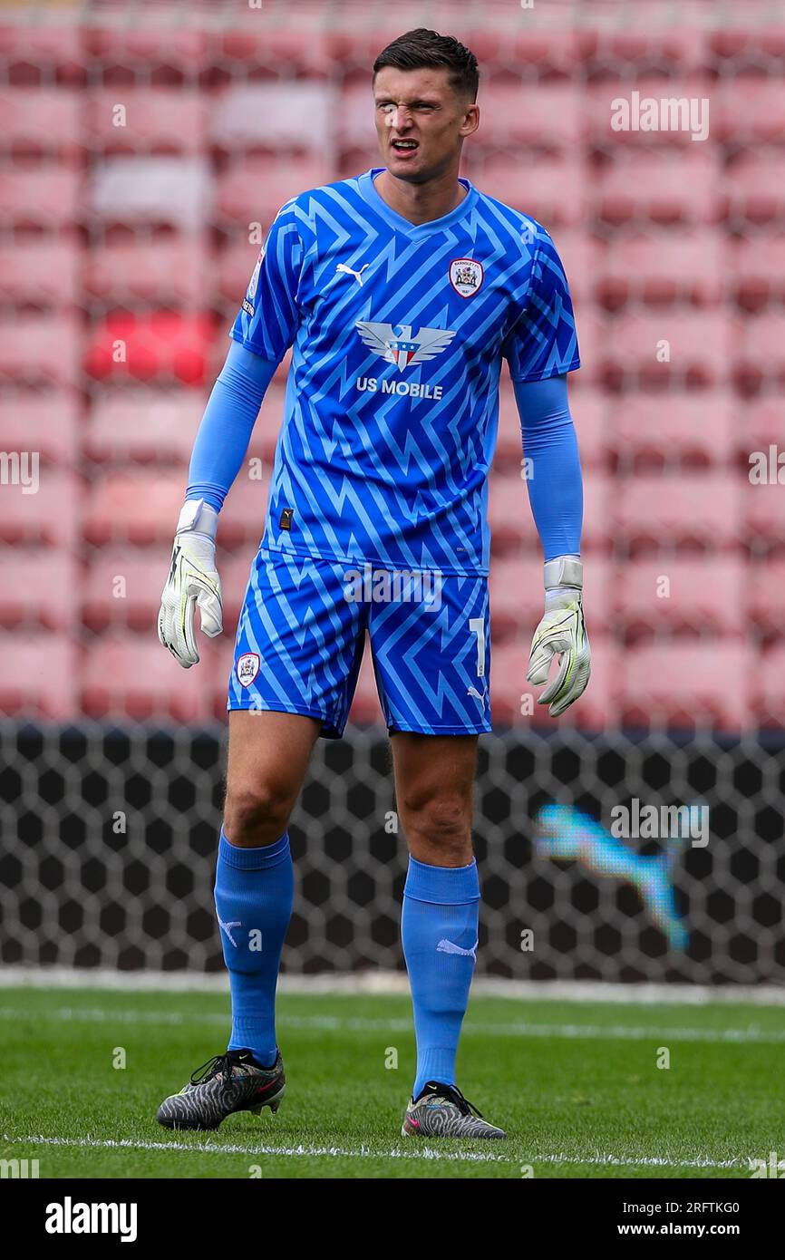 Liam Roberts #1 of Barnsley during the Sky Bet League 1 match Barnsley ...