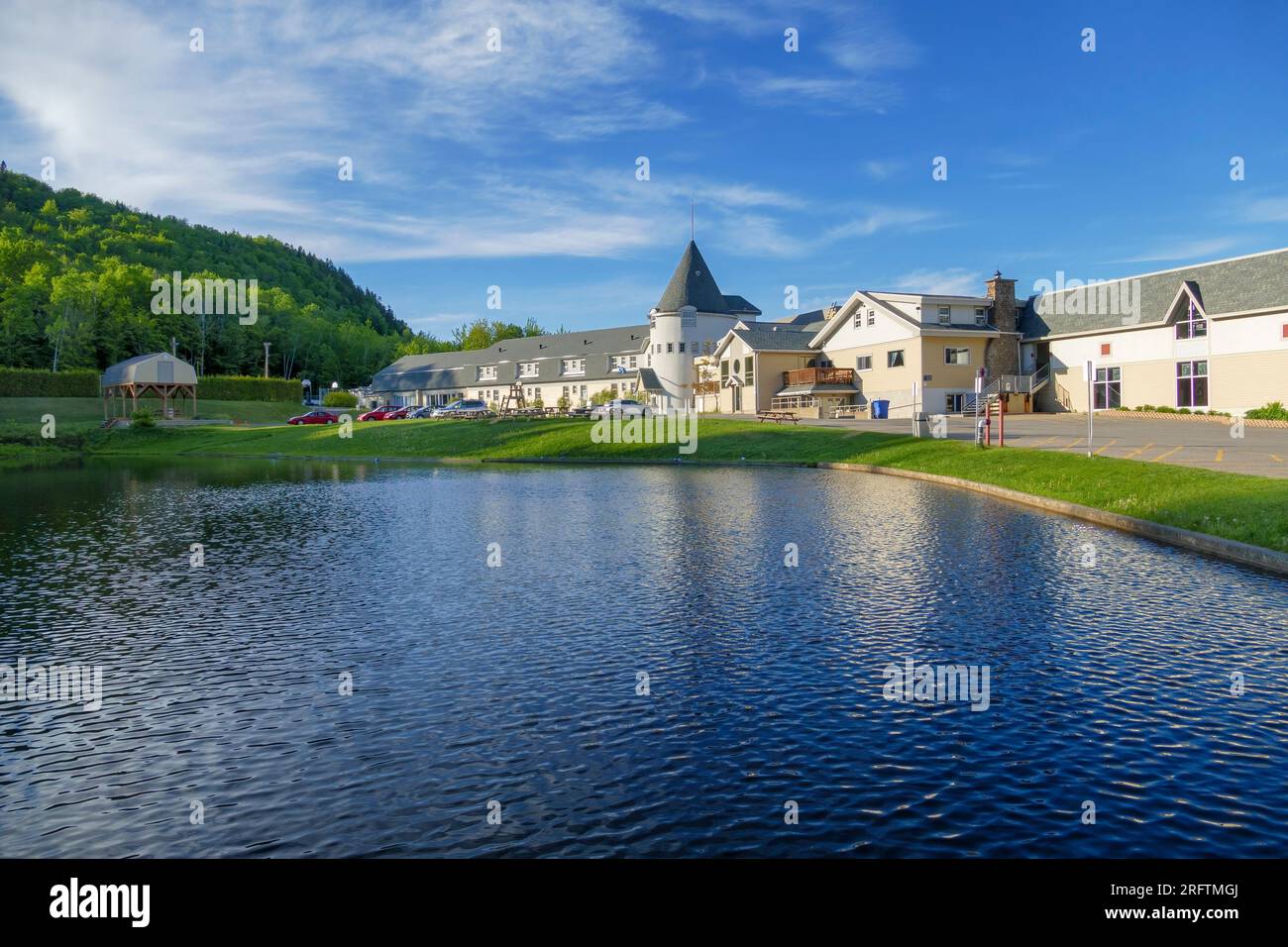 Auberge du Mont, Saint-Gabriel-de-Valcartier, Quebec, Canada Stock ...