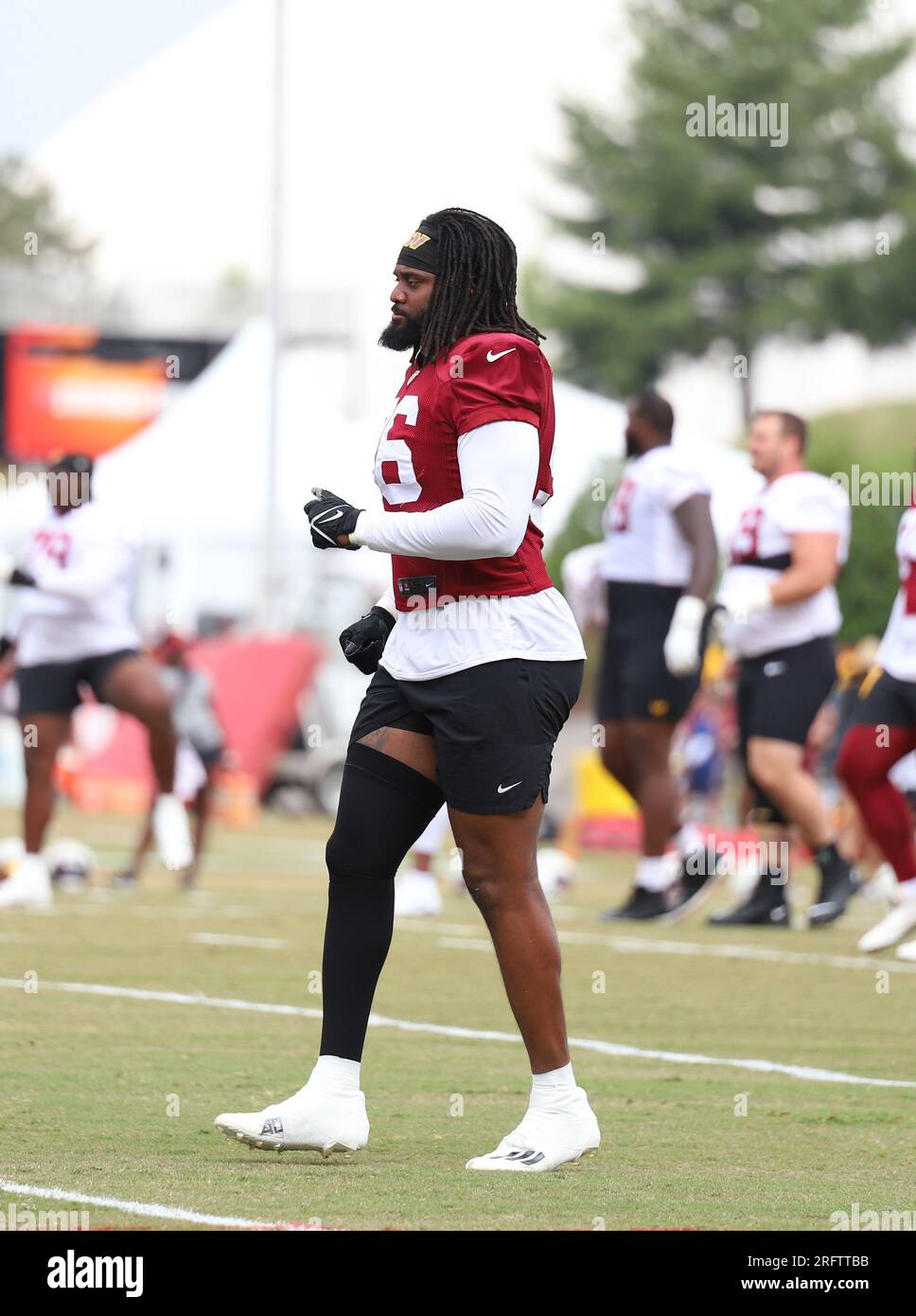 Washington Commanders DE James Smith-Williams (96) during warm up ...