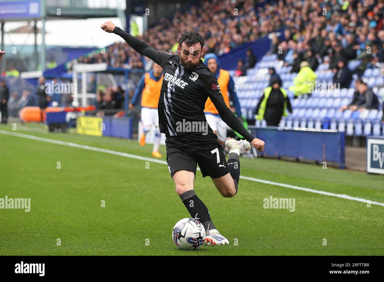 Ball barrow hi-res stock photography and images - Alamy