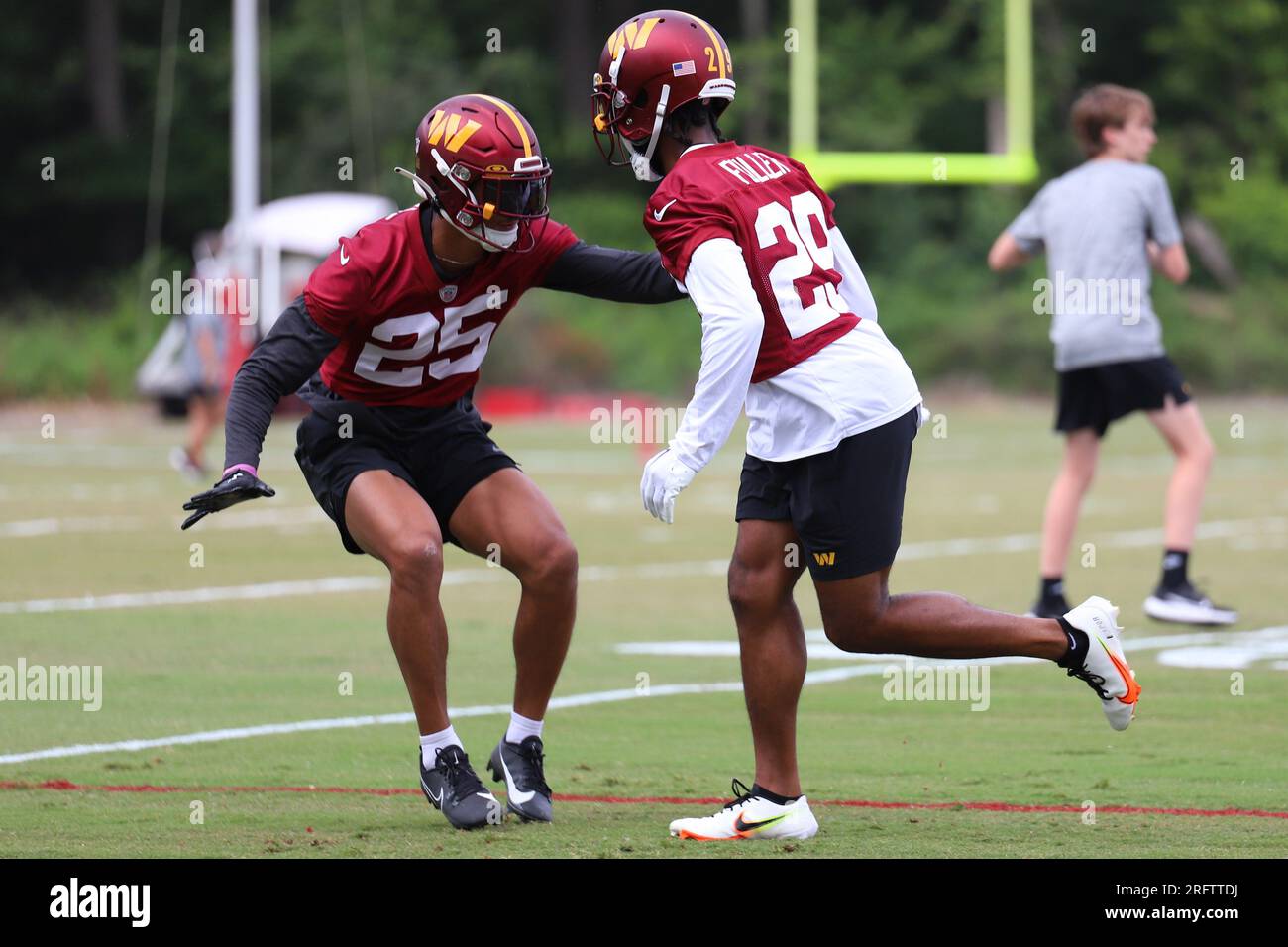 Washington Commanders Cornerbacks Benjamin St. Juste (25) and Kendall ...
