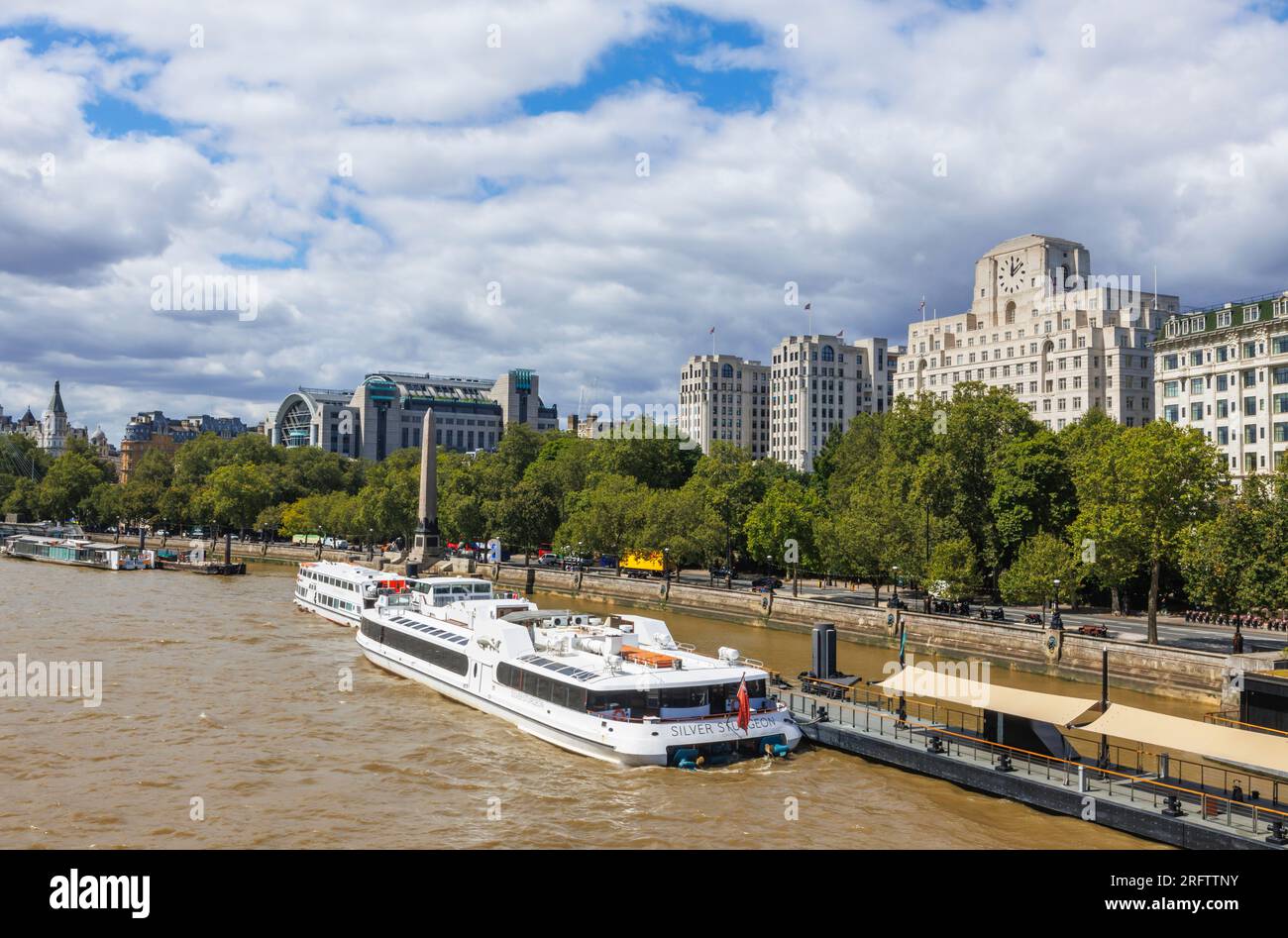 Shell Mex House, 80 Strand, on Victoria Embankment, Cleopatra's Needle ...