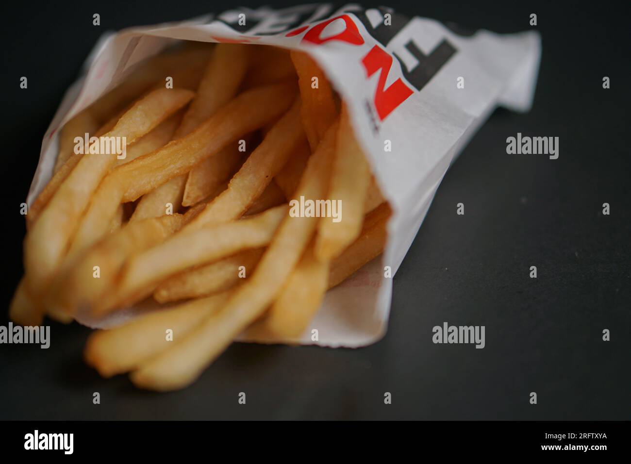 Fresh cut french fries hi-res stock photography and images - Alamy