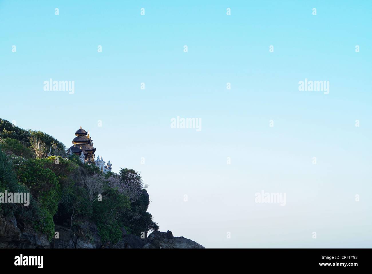 Temple at mountain edge hi-res stock photography and images - Alamy