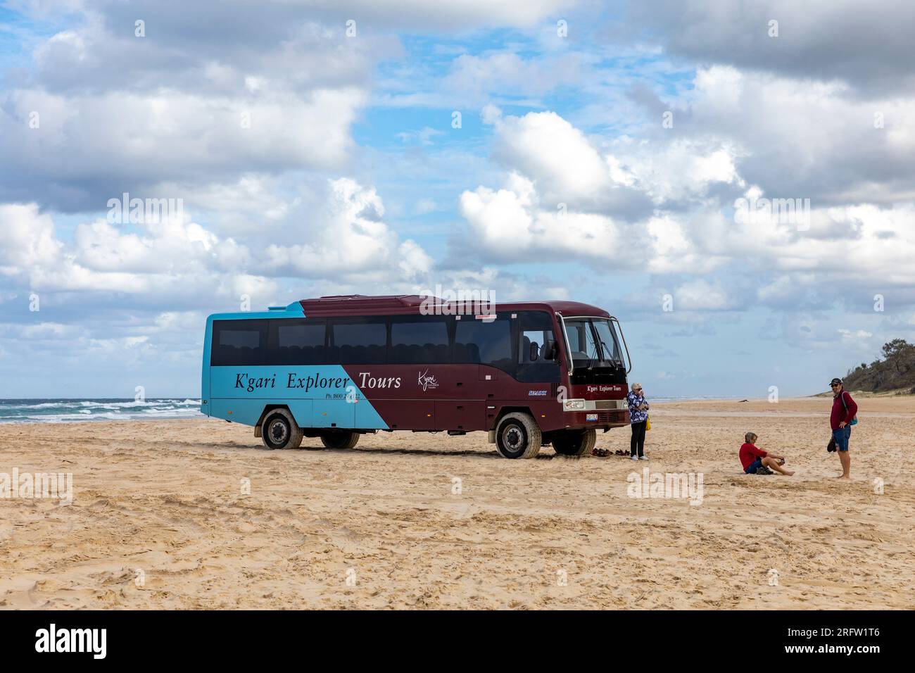 Fraser Island tour bus on 75 mile beach,Queensland,Australia Stock ...