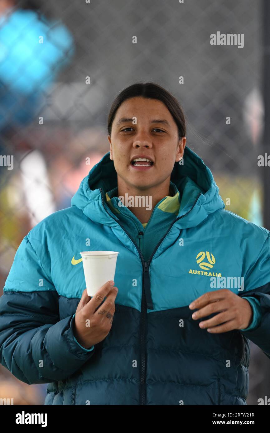Sydney, Australia. 06th Aug, 2023. Sam Kerr arrives with her Australian ...