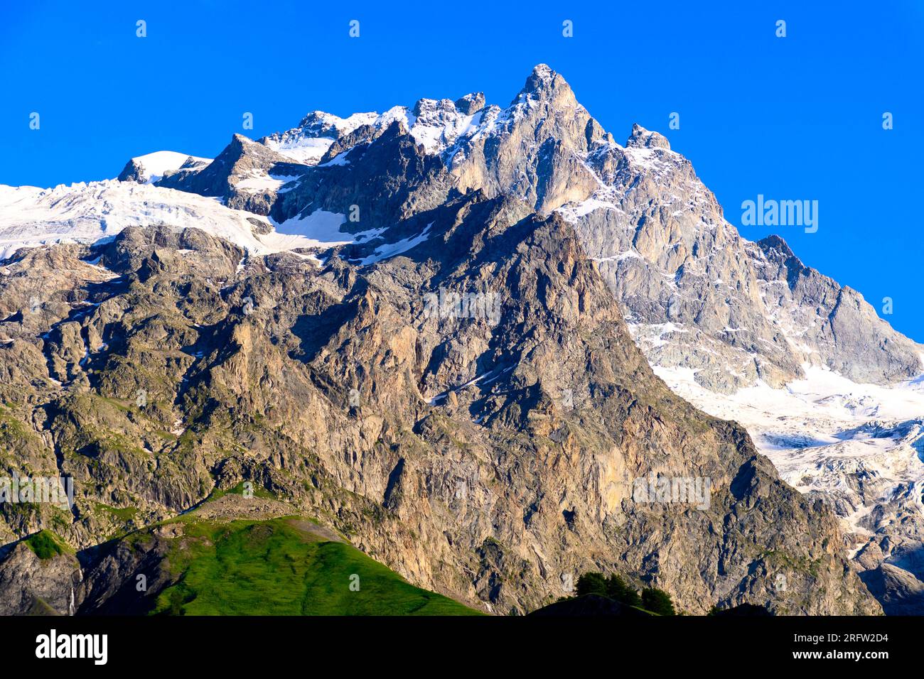 La Grave La Meije Ski off-piste resort, unique in Alps with single ...