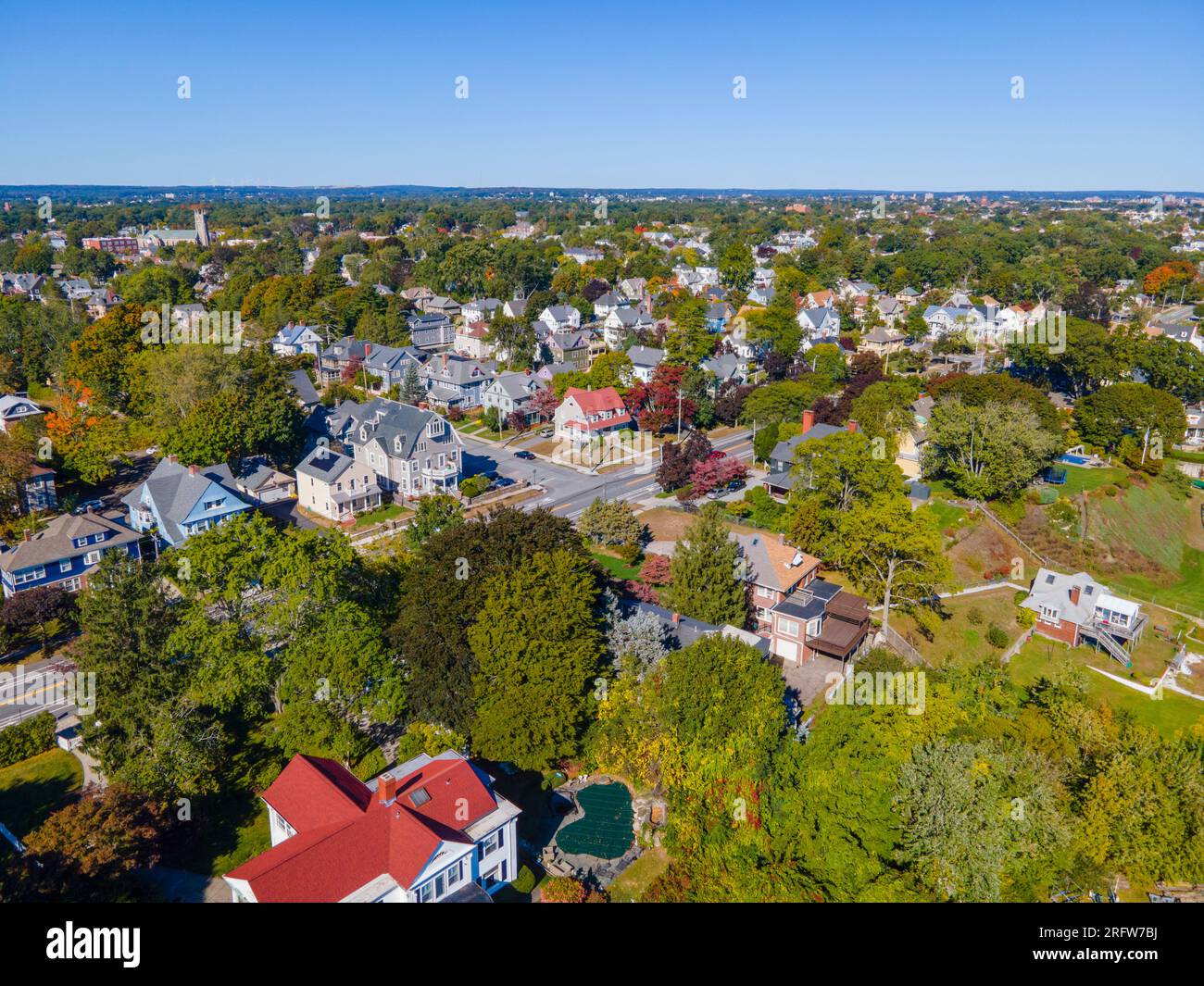 Historic estate and fall color hi-res stock photography and images - Alamy