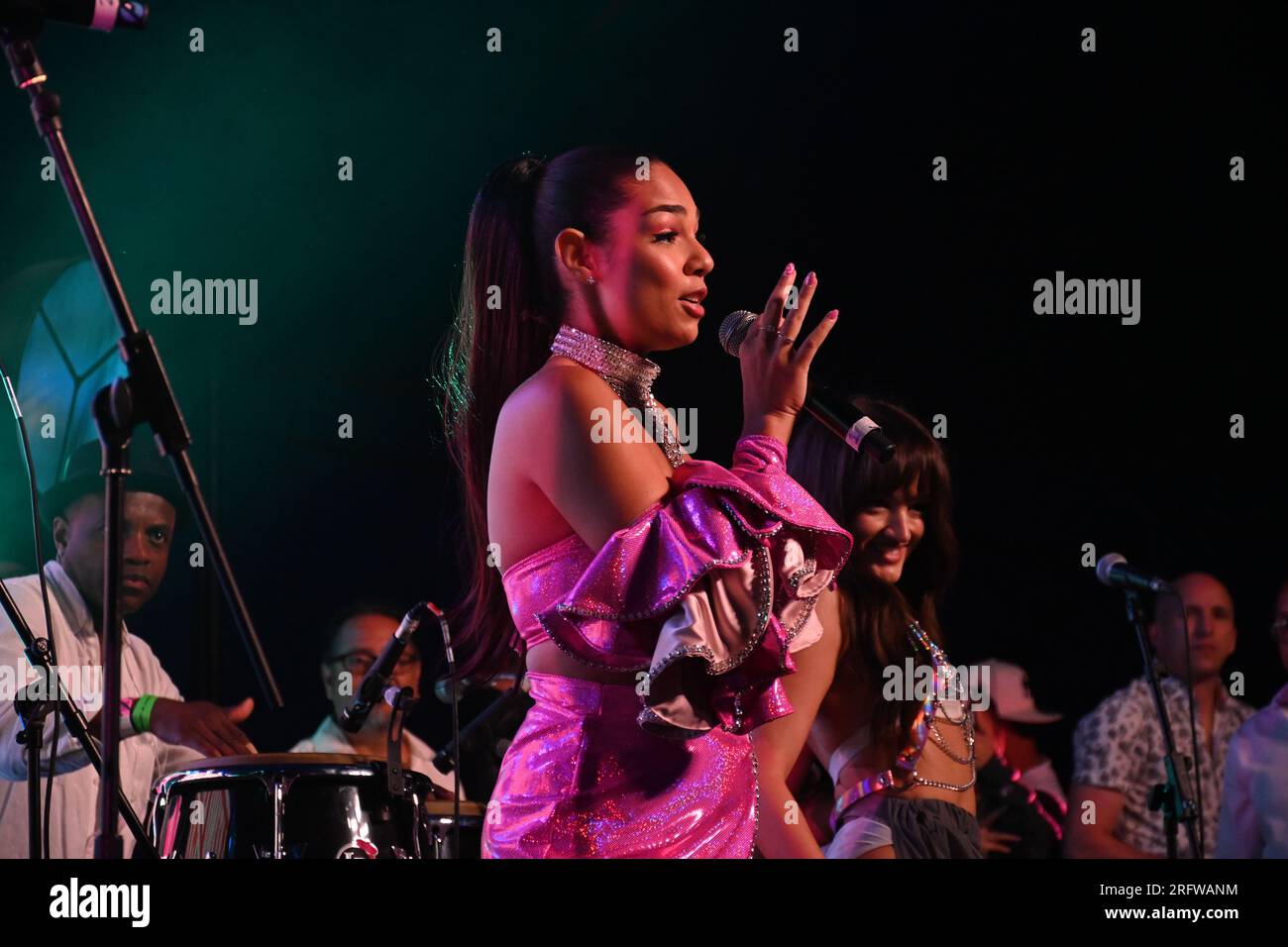 Walpole Park, London, UK. 5th Aug, 2023. Lucy Calcines performs at the ...