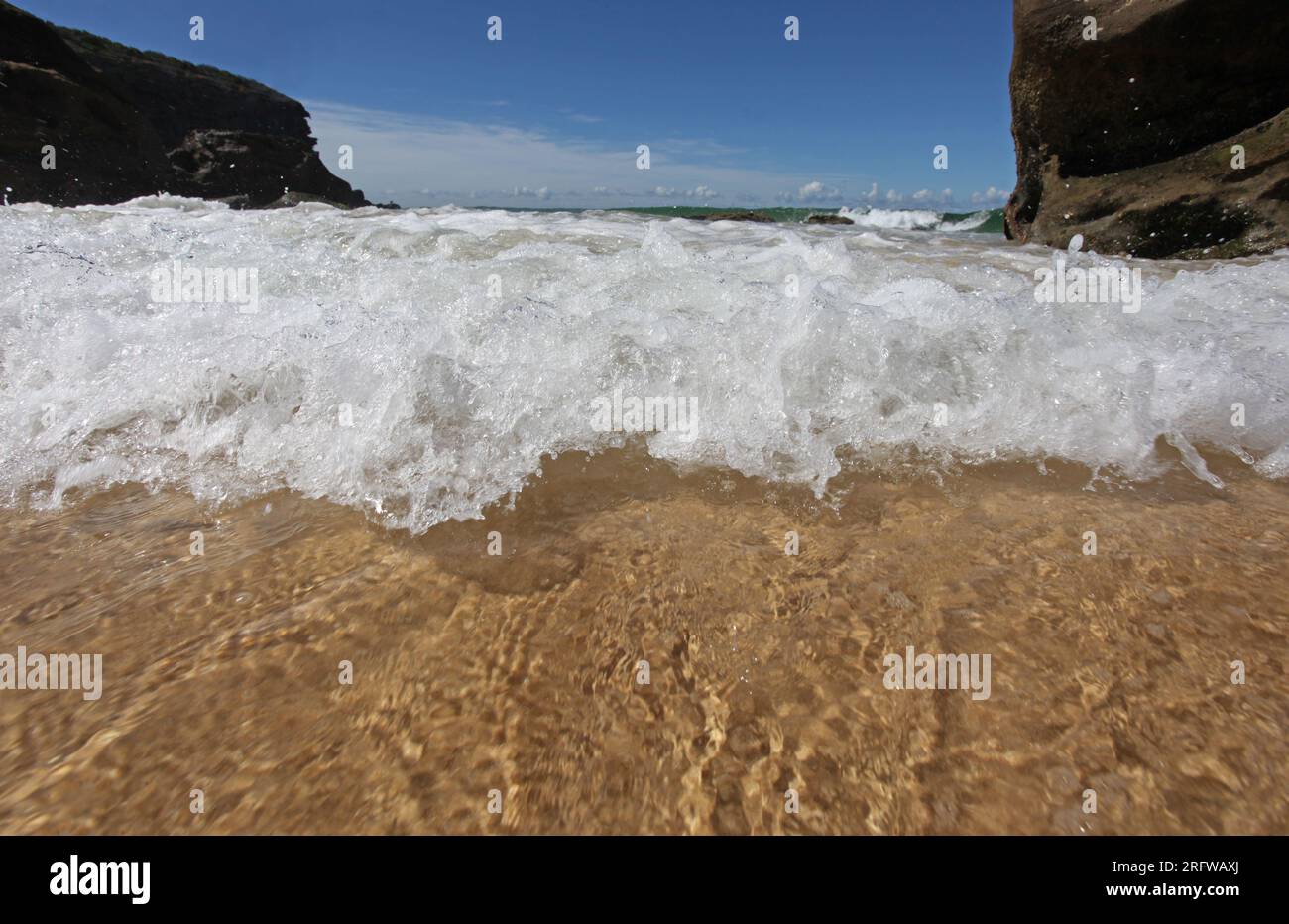 Spray low angle view hi-res stock photography and images - Alamy