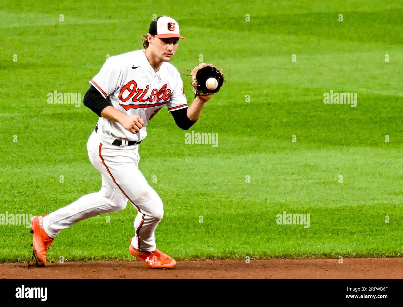 BALTIMORE, MD - August 5: Baltimore Orioles shortstop Gunnar Henderson ...