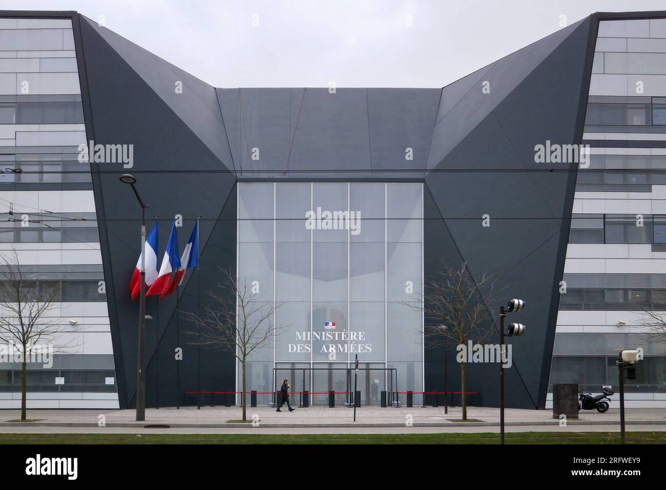 Ministere des armees hi-res stock photography and images - Alamy