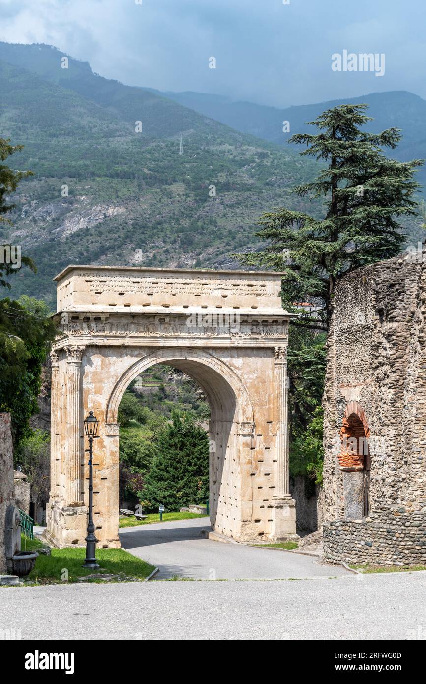 Arch Of Augustus