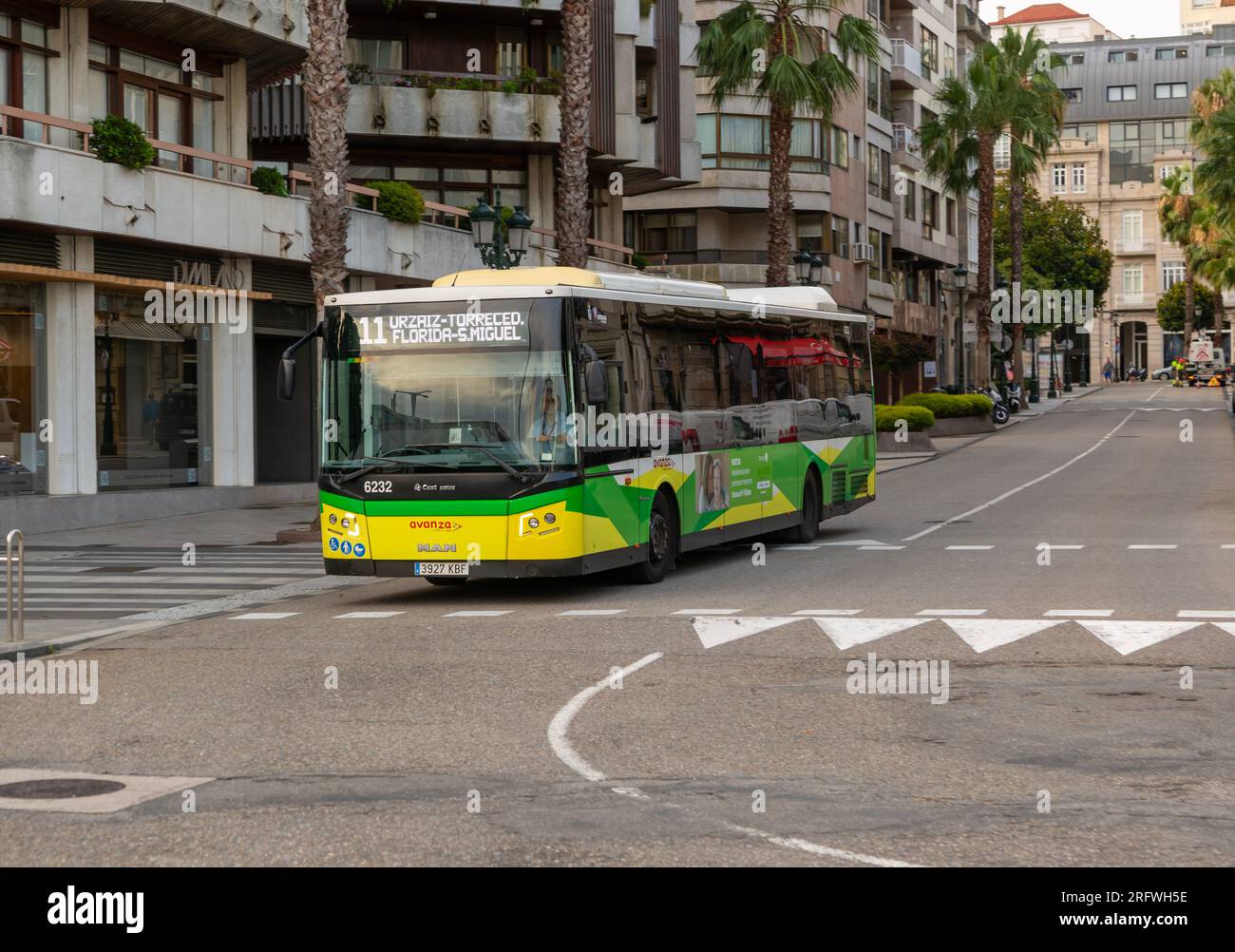 Avanza bus hi-res stock photography and images - Alamy