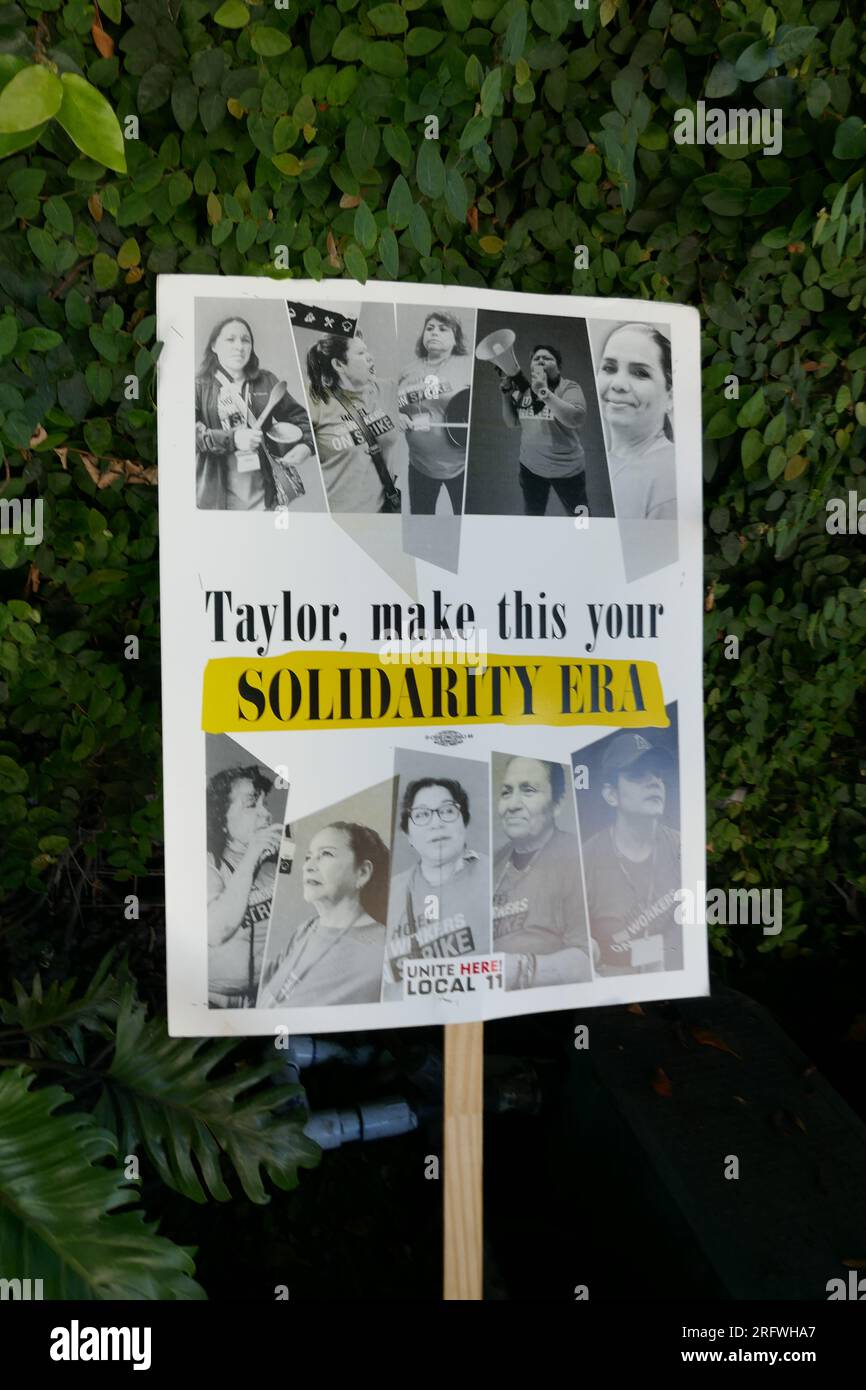 Los Angeles, California, USA 5th August 2023 Taylor Swift Make this ...