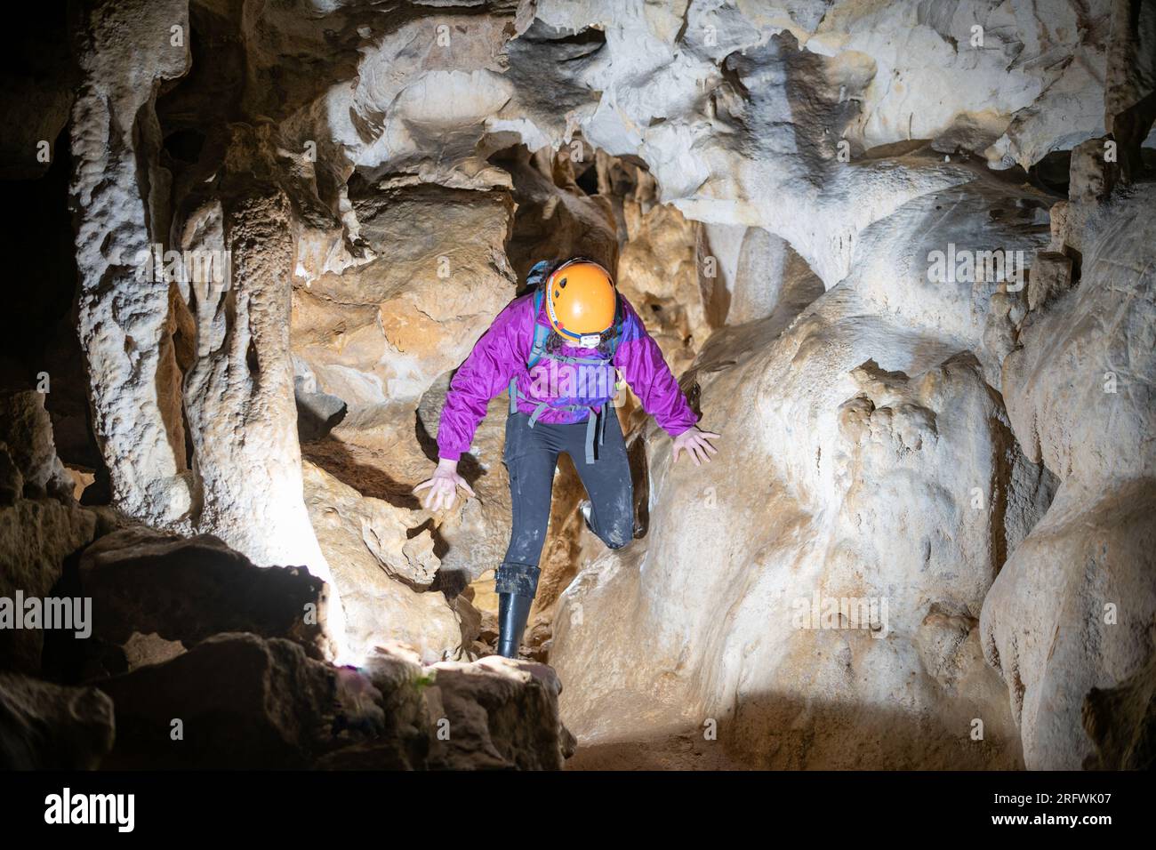 Rappelling Spelunking