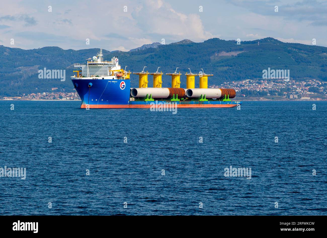 'GPO Emerald' Heavy Lift Vessel ship, Fondeardero de Cies anchorage off ...