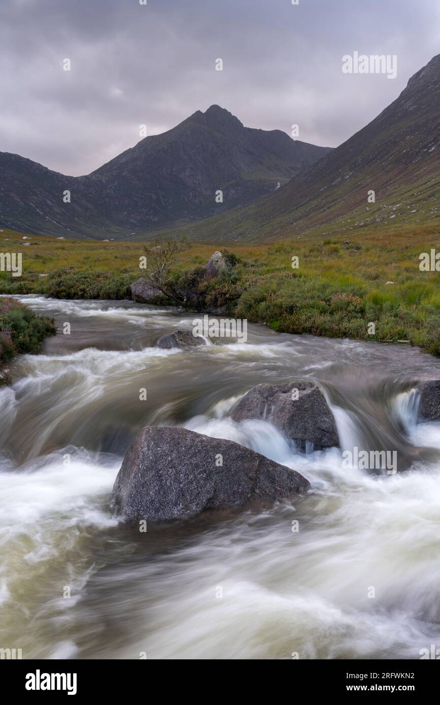 Spate glen river hi-res stock photography and images - Alamy