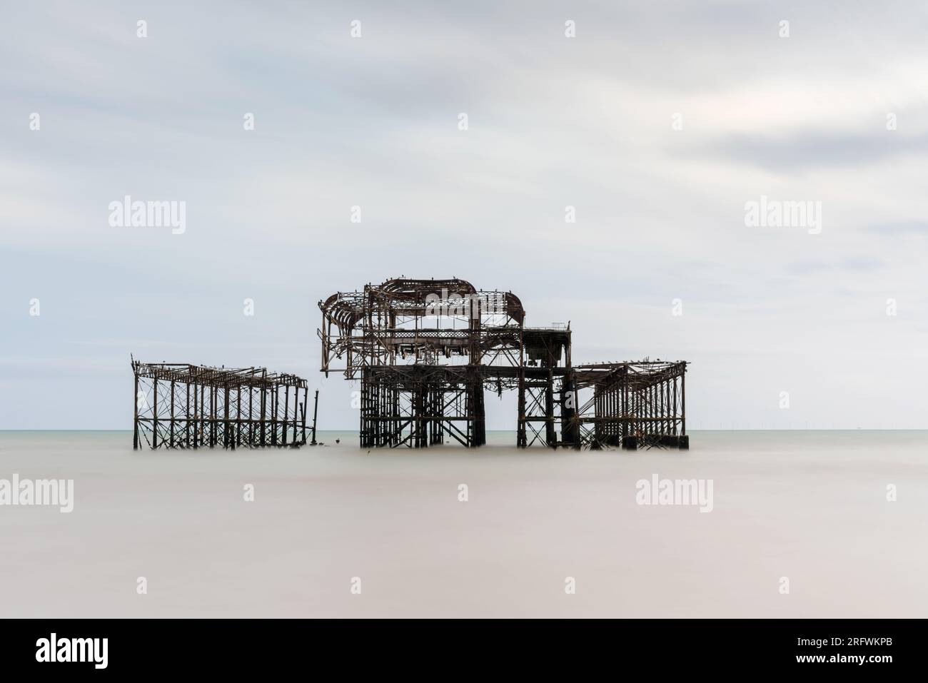 Long exposure image of Brighton Old Pier Stock Photo - Alamy