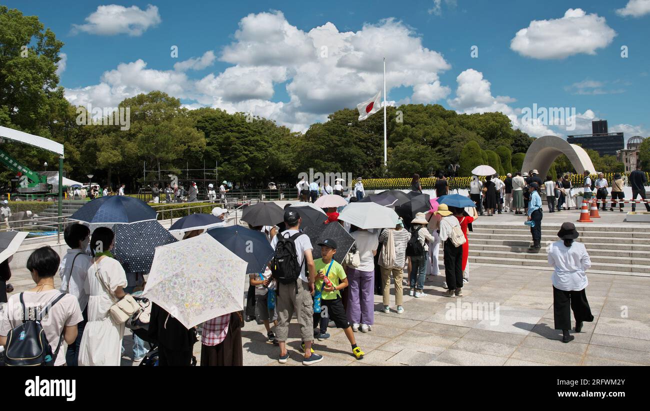 Hiroshima, Japan. 06th Aug, 2023. People are seen pray for the atomic ...