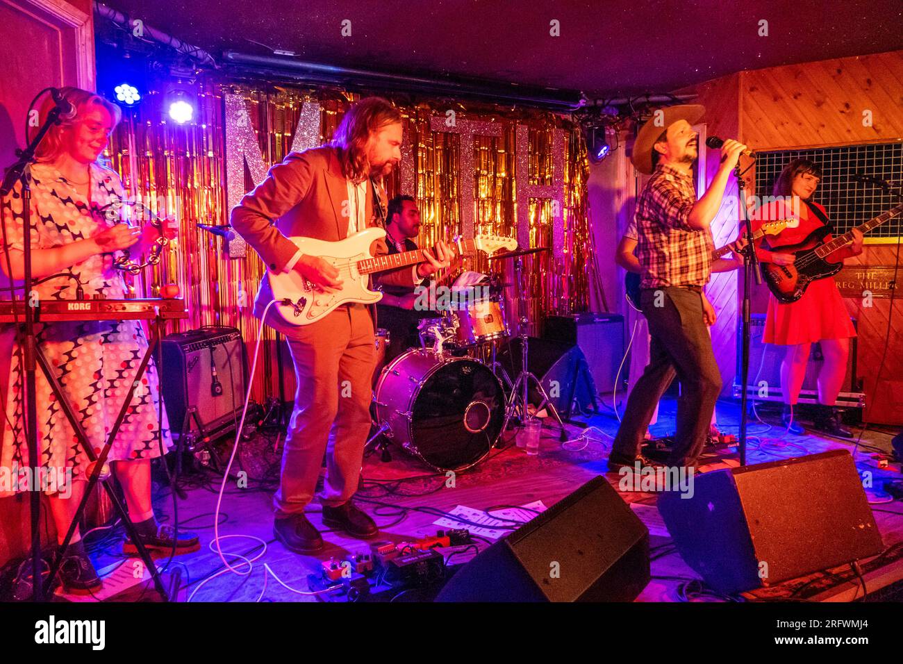 Legends of Country playing a gig at the MOTH Club Hackney London UK ...