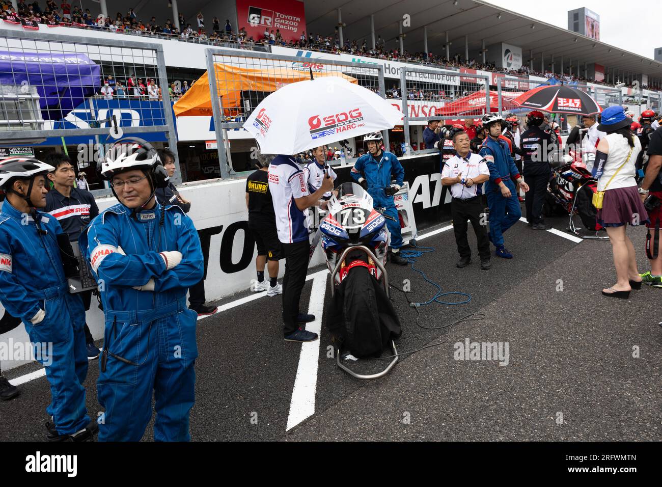Honda cbr1000rr r fireblade hi-res stock photography and images - Alamy