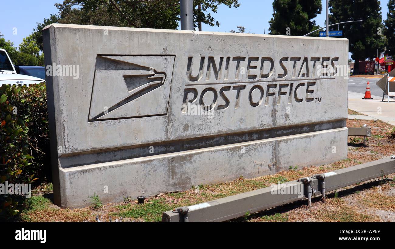 Us post envelope stamp address hi-res stock photography and images - Alamy