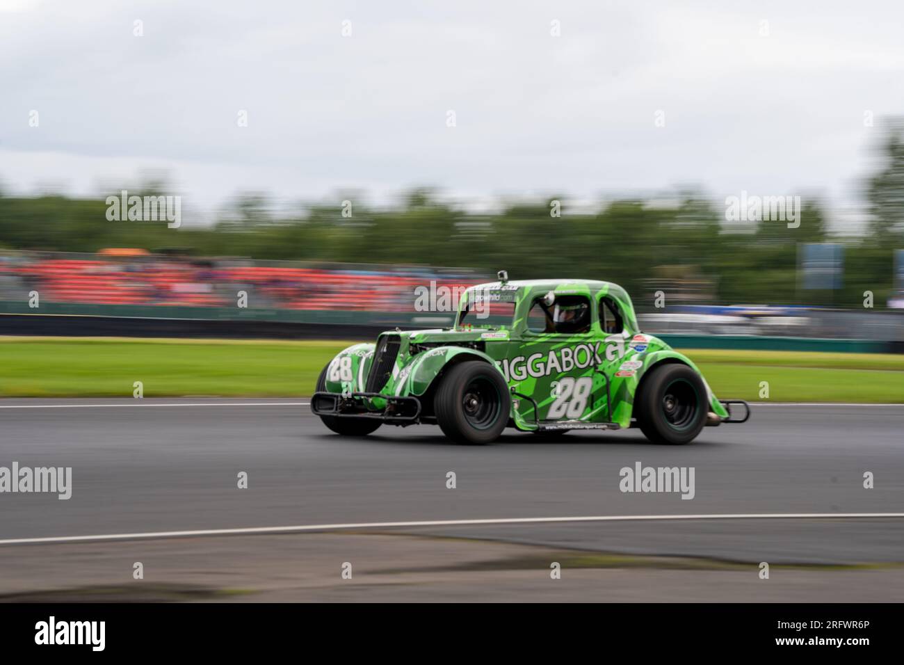 Legends Cars Elite Cup With JLM Croft Paul Musselle 28 Stock Photo - Alamy