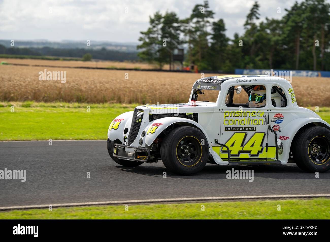 Legends Cars Elite Cup With JLM Croft Charlie Budd 44 Stock Photo - Alamy