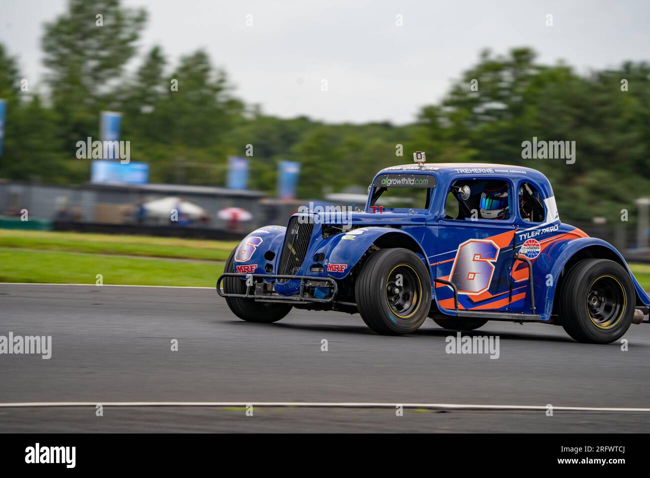 Tyler read hi-res stock photography and images - Alamy