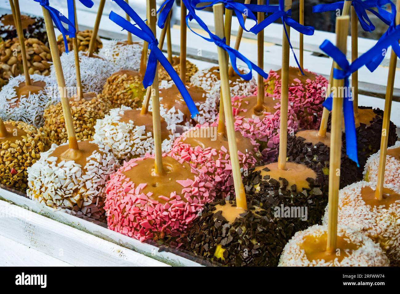 Popsicle stick craft hi-res stock photography and images - Alamy