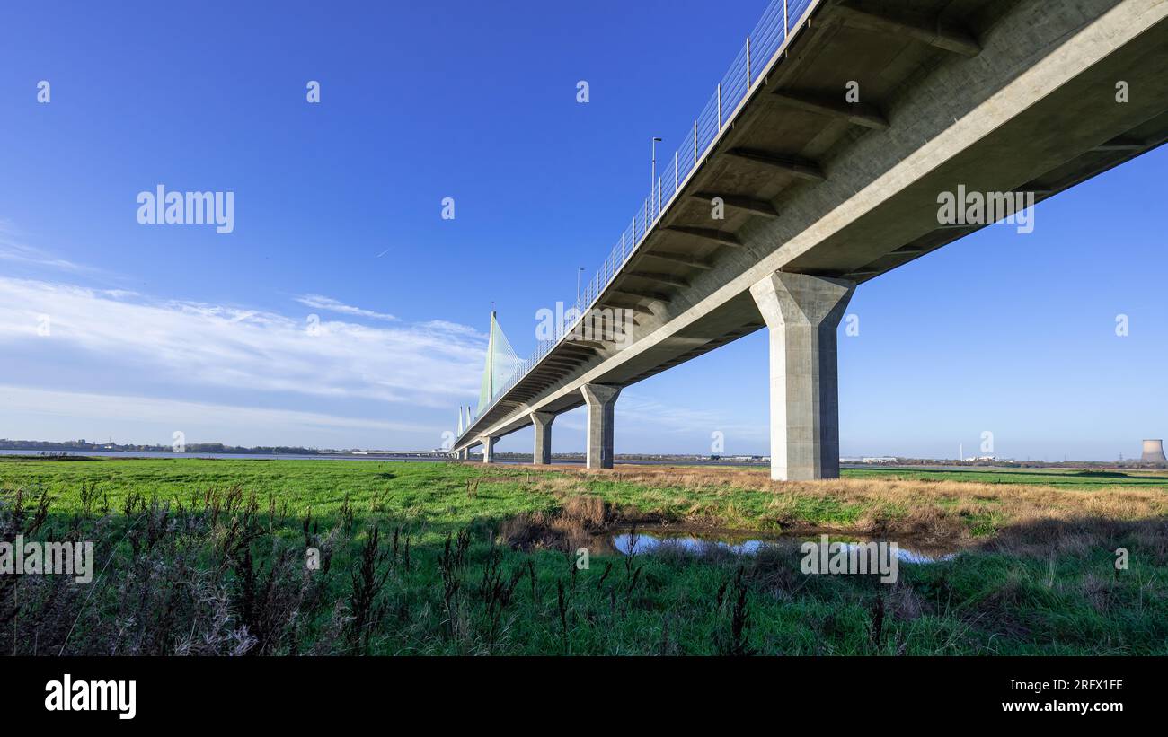 Spike island widnes hi-res stock photography and images - Alamy