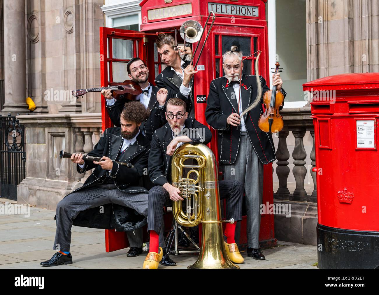 Slapstick instrument hi-res stock photography and images - Alamy