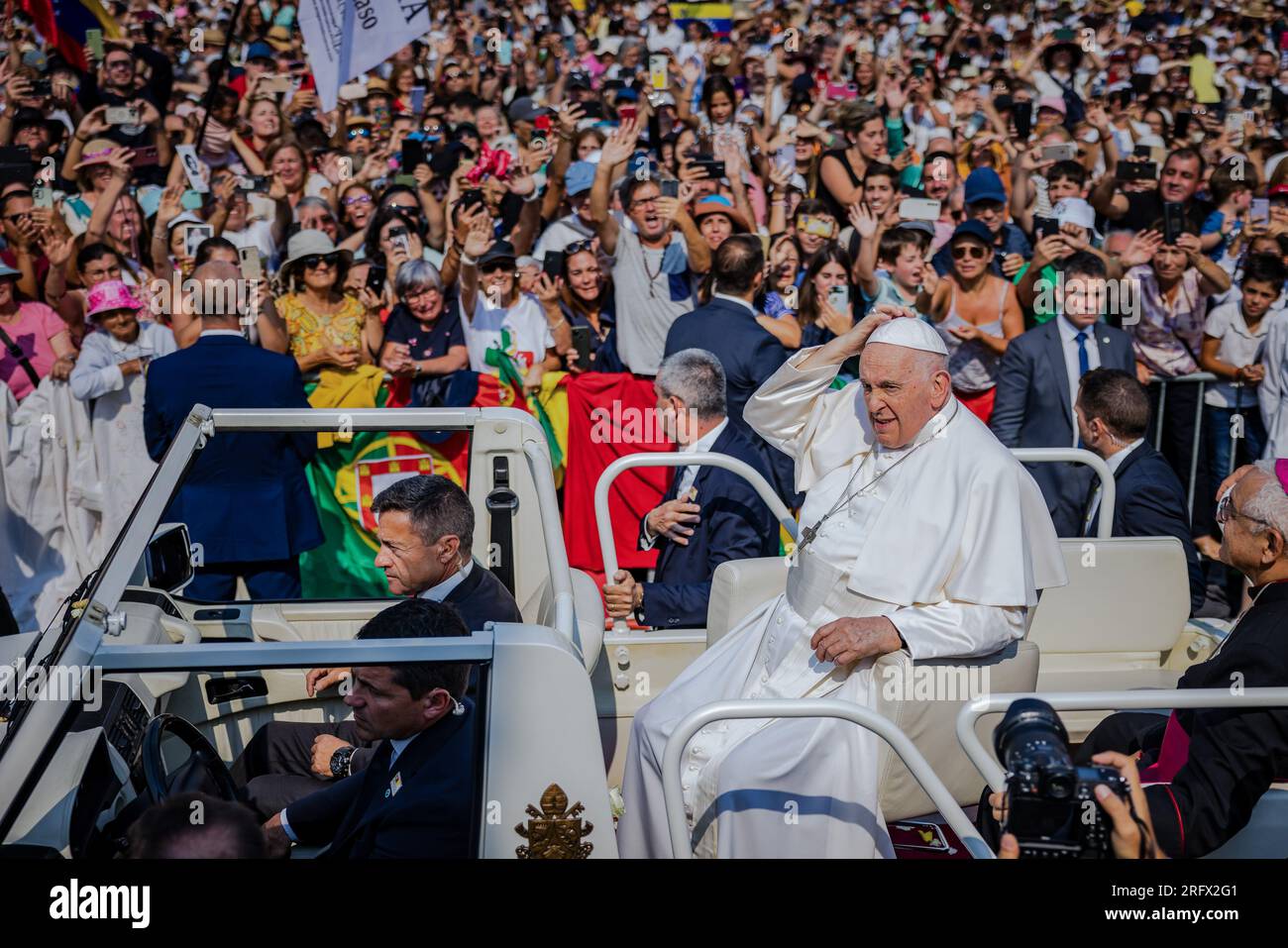 Fatima, Portugal. 05th Aug, 2023. Pope Francis waves from the ...