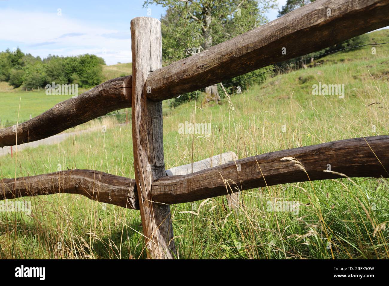 Beautiful garden fence made hi-res stock photography and images - Alamy