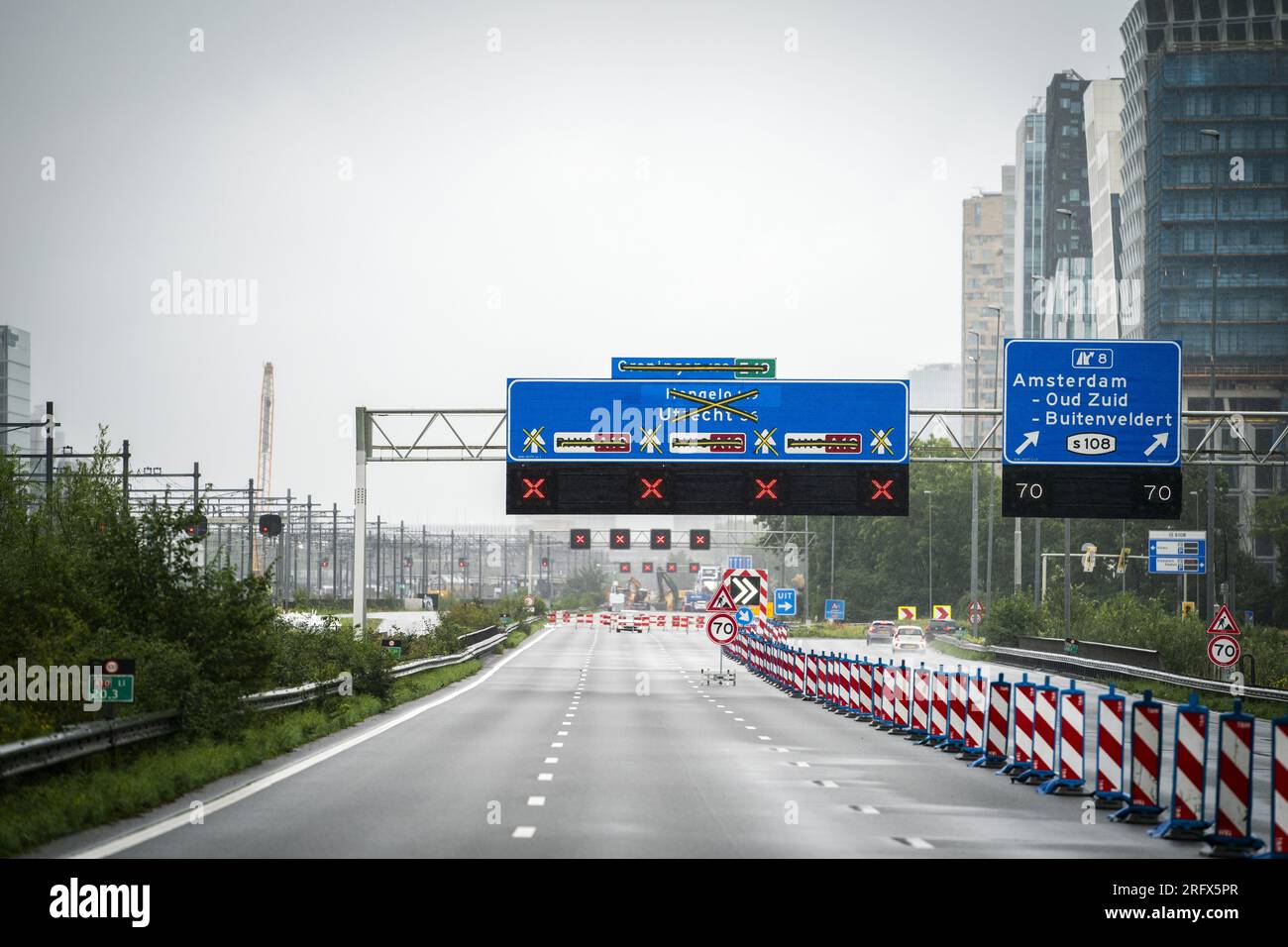 AMSTERDAM - Work on the A10 motorway. The A10 and A4 motorways and a ...