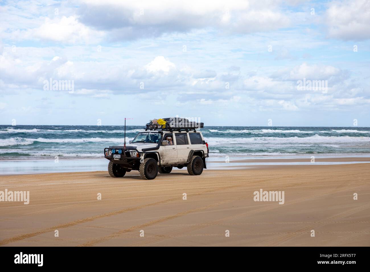 Fraser island national k’gari park hi-res stock photography and images ...