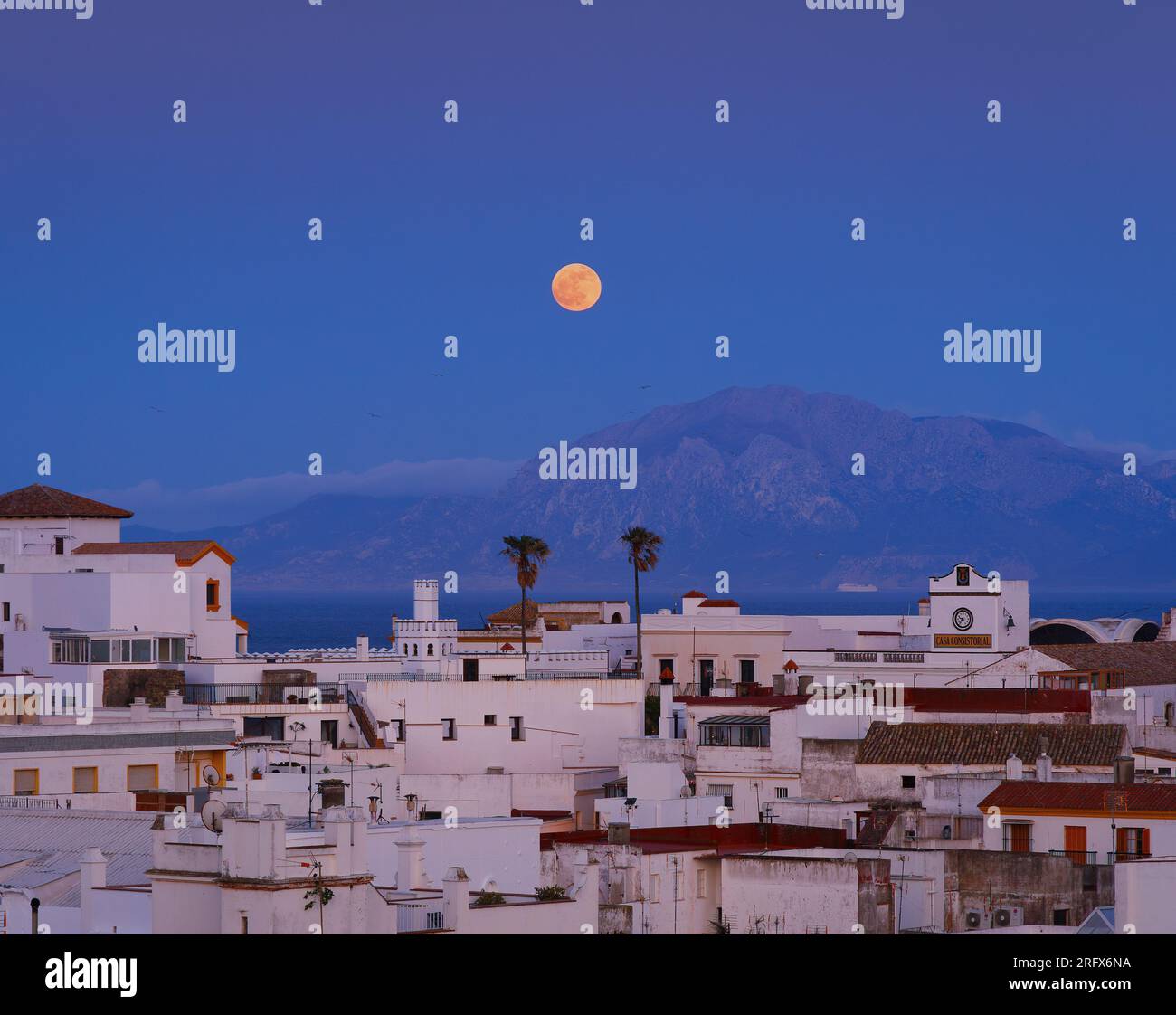 Tarifa jebel musa mountain morocco hi-res stock photography and images ...