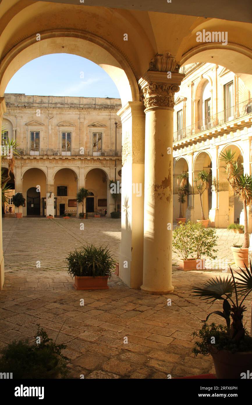Lecce, Italy. The courtyard of the XVI century Palazzo dei Celestini ...
