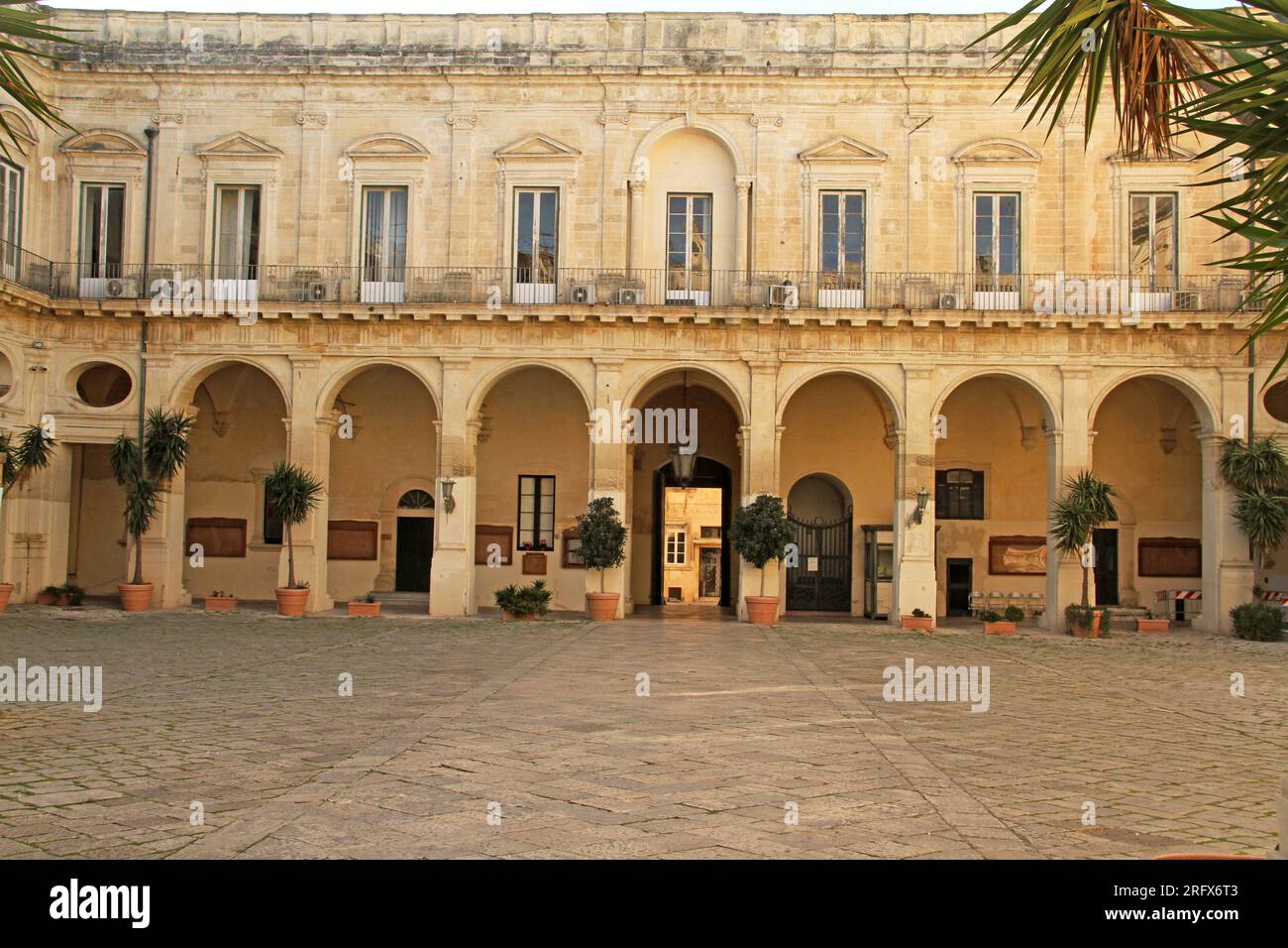 Lecce, Italy. The courtyard of the XVI century Palazzo dei Celestini ...