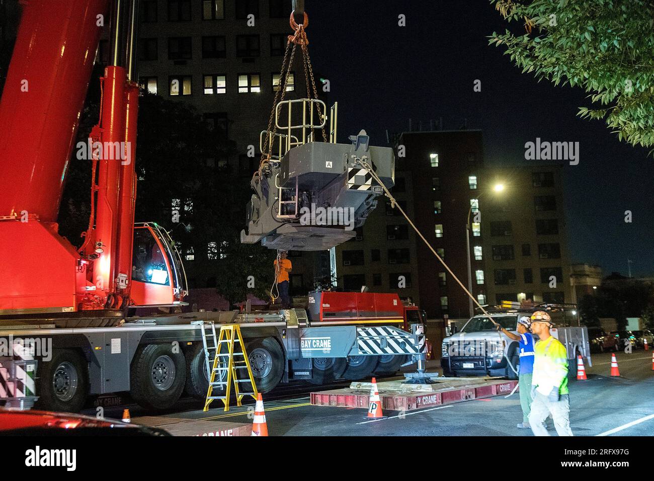 New York, NY, USA. 6th Aug, 2023. Contracted Rigging Crews use a ...