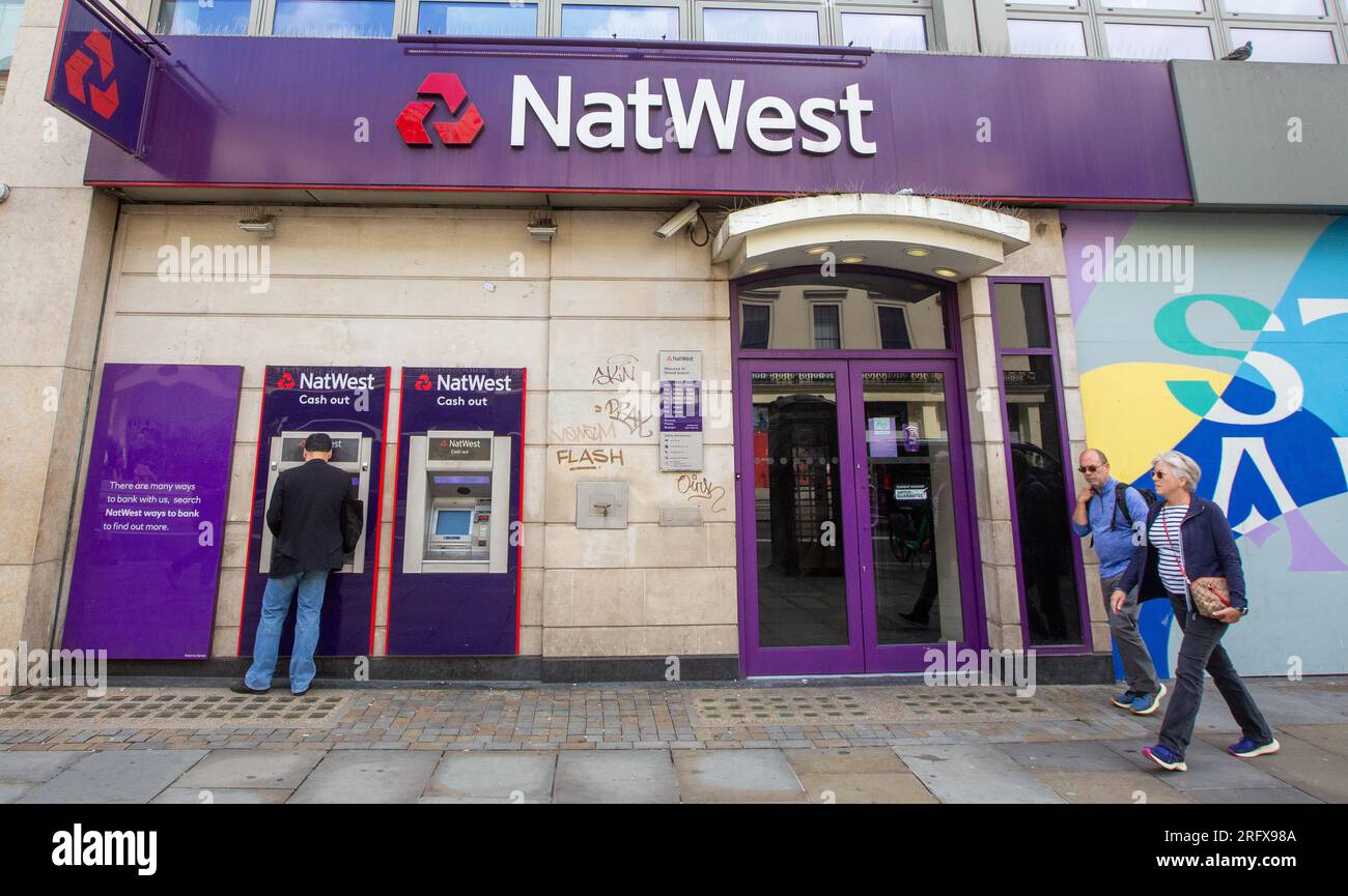 Coutts bank logo hi-res stock photography and images - Alamy