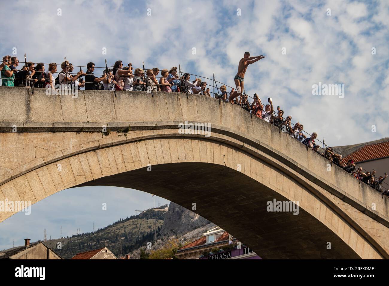 Stari most mostar destroyed hi-res stock photography and images - Alamy