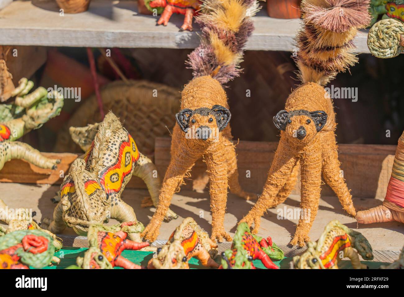 Souvenir shop with Lemurs and Chameleon along the road at Andasibe ...